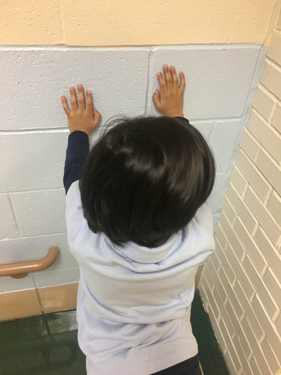 How to Support Children who have Tactile Sensitivities - The Autism Helper