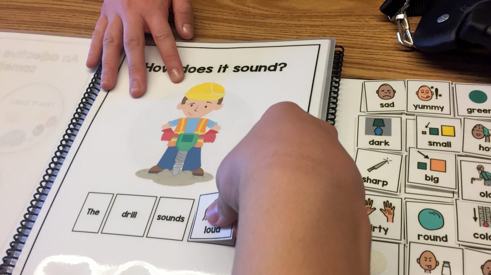 Using Adjective Adapted books with AAC Devices - The Autism Helper