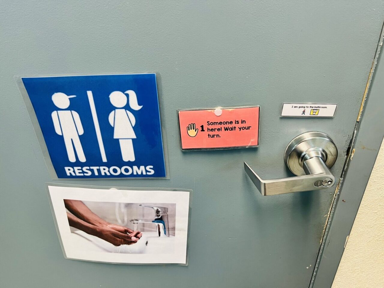 Using Visuals in the Classroom - The Autism Helper